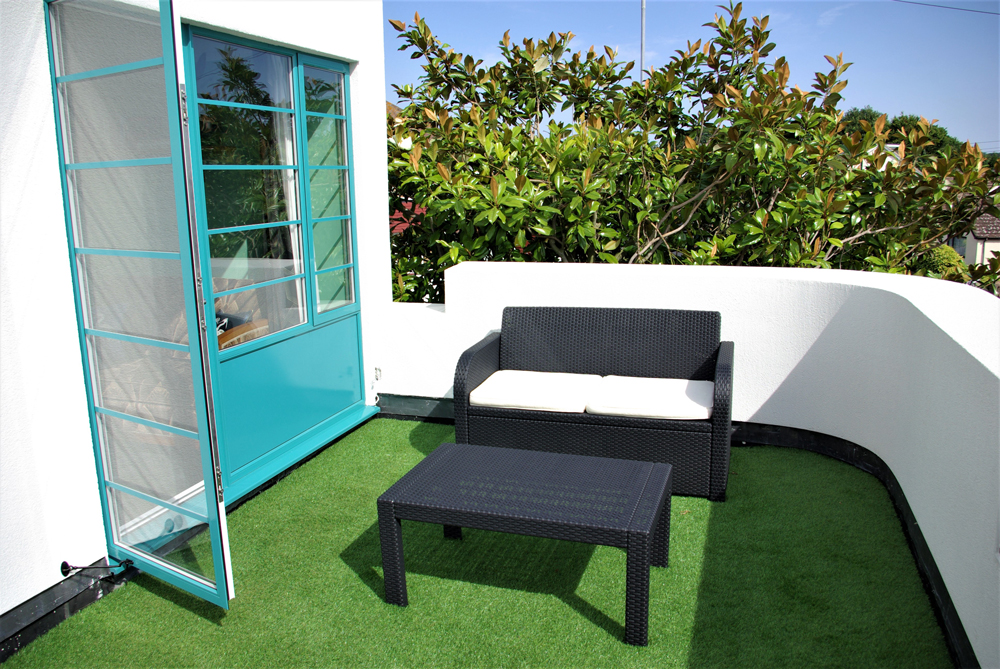 Baron and Lady Carson - Twentieth Century B&B