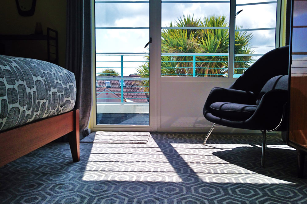 Tudor Gates - Twentieth Century B&B