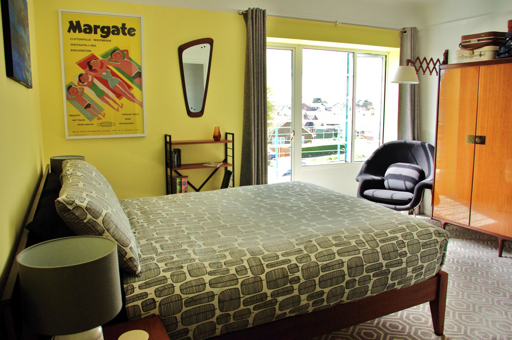 Tudor Gates - Twentieth Century B&B